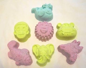 Animal bath bomb | Etsy