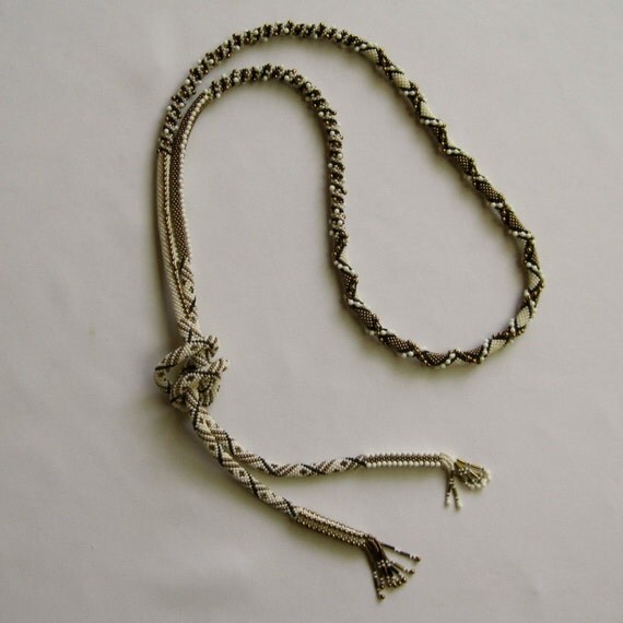 Bead Crochet Necklace Pattern: Drop Lariat Bead Crocheted