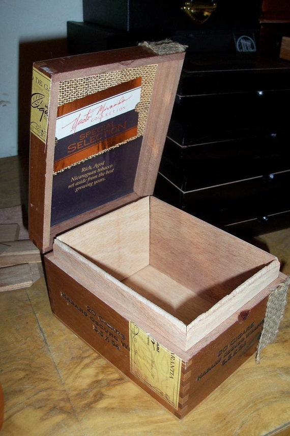Cigar Box Wooden Chest Burlap Accents Five In Stock Group Gift