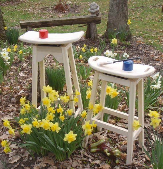 Paintable Curvy & Swervy Stools