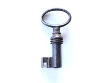 Unique key collection related items | Etsy