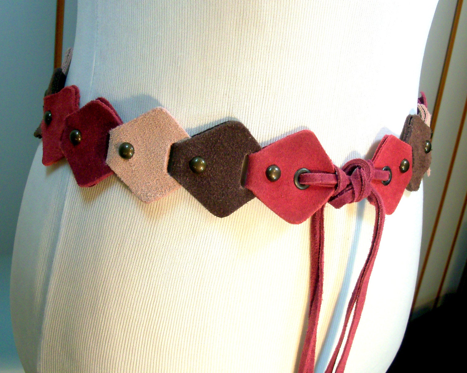 Vintage Hippie Maroon Suede Belt with shades of Brown on SALE – Haute Juice