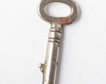 Vintage skeleton key | Etsy