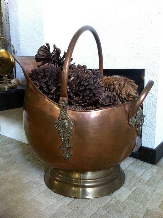 Giant Hammered Copper Ash Pot or Coal Scuttle Vintage