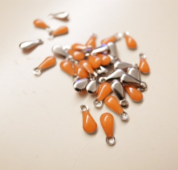 50 solid orange resin drop on plated brass tiny epoxy beads