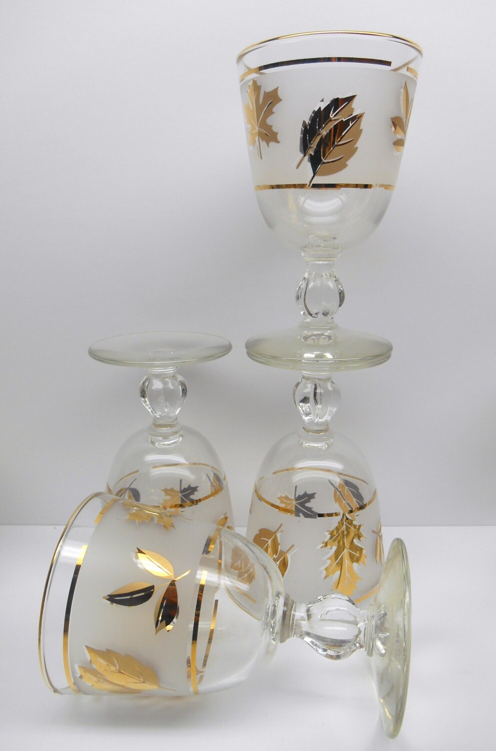Vintage Gold Leaf Drinking Glasses By Ricsrelics On Etsy