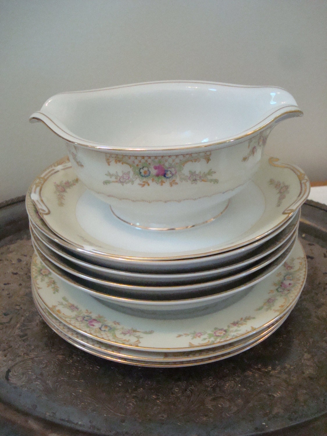 Grace china made in Japan yellow band pink rose blue floral gravy boat ...