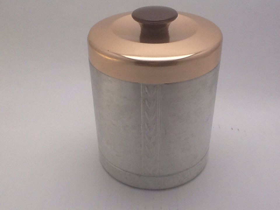 Vintage Aluminum Kitchen Tin Essex Aluminum Copper Cover Bakelite knob ...