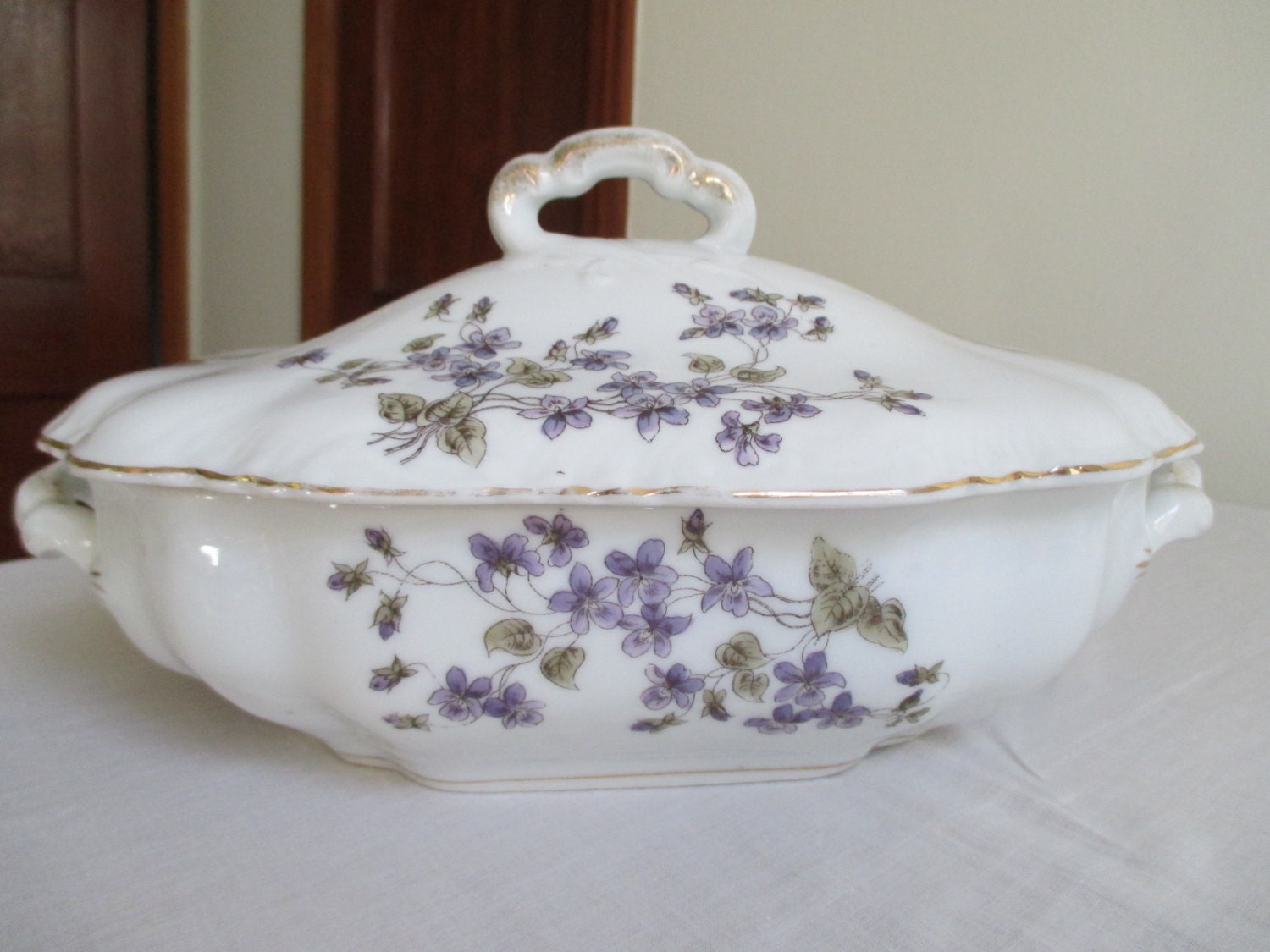 Vintage Violet Covered Dish – Haute Juice