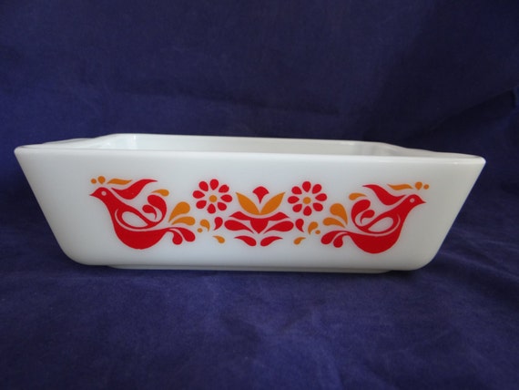 Pyrex Friendship Red Rooster Birdie Baking by SecondWindShop