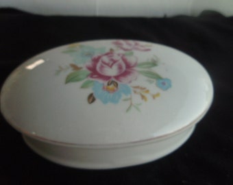 Popular items for porcelain box on Etsy