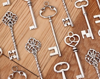 100 Vintage Style Skeleton Key Collection antiqued bronze
