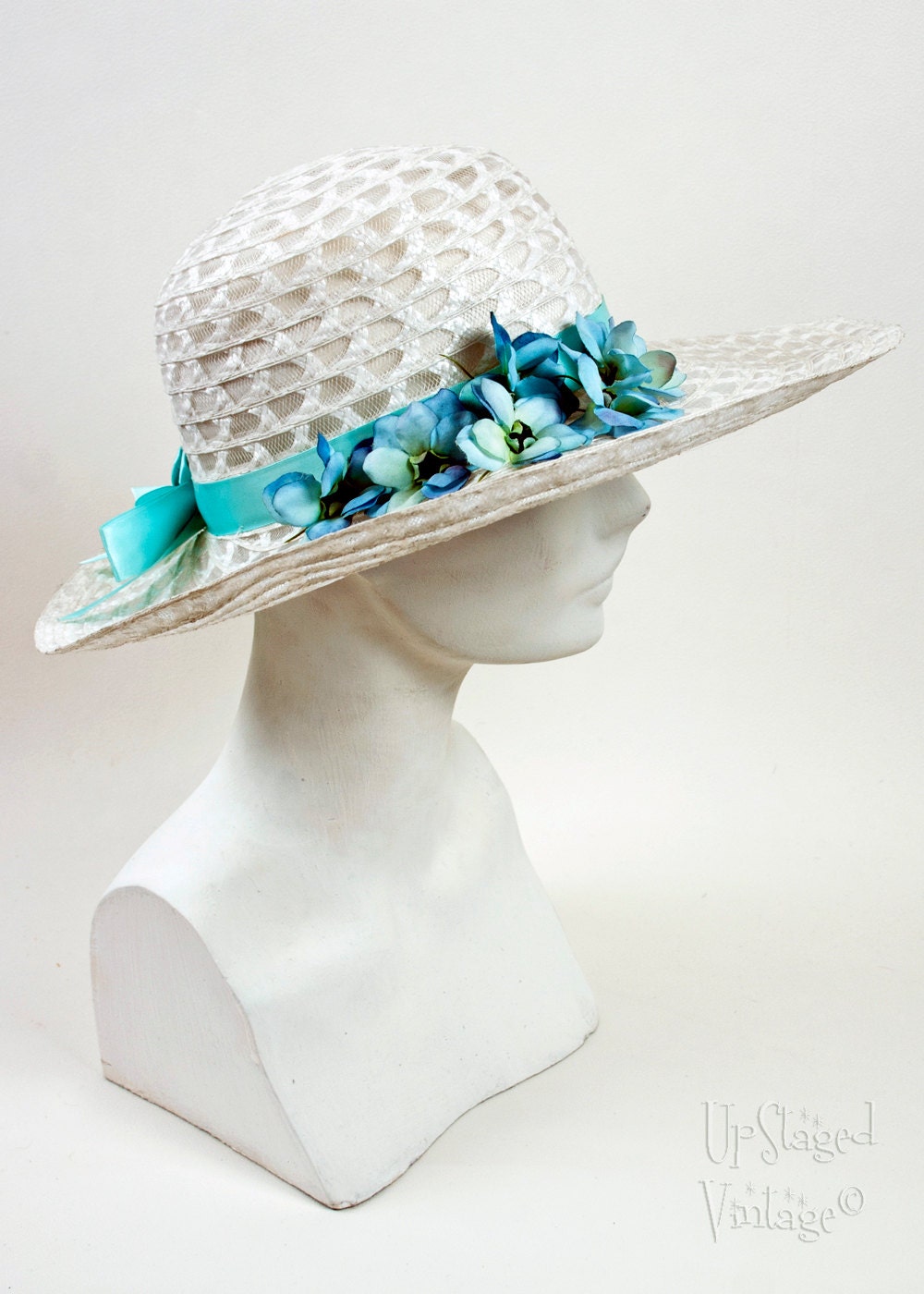 Original 1970s White Floppy Sun Hat with Blue Flowers. – Haute Juice