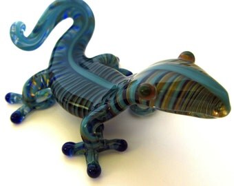 Glass Gecko in Ocean Color Jungle Lizard for Wall Display