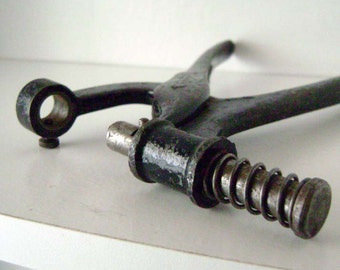 Popular items for old tools on Etsy