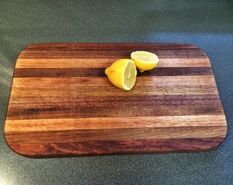 Popular items for wood chopping board on Etsy