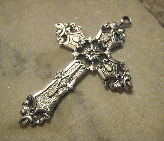 Vintage Cross, Religious Christian Pendant, Ornate Open Filigree Design ...