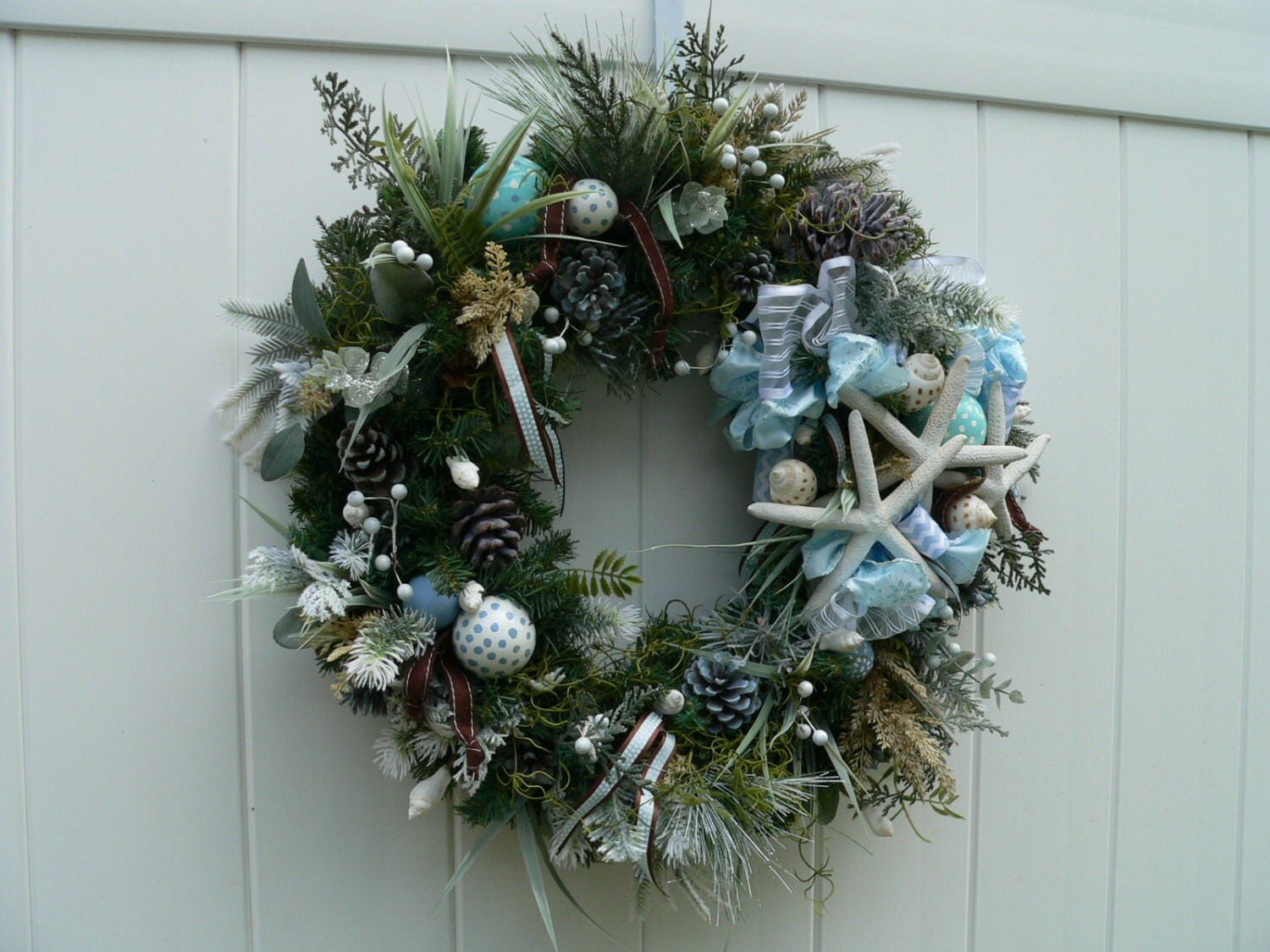 Beach Wreath Christmas in Seaside Blues Starfish Shells