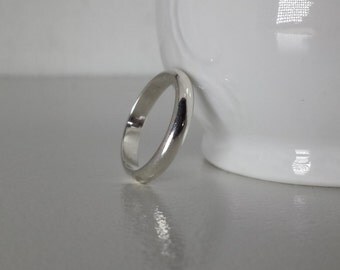 Simple Sterling Silver Textured Ring by ArbotiqueDesigns on Etsy