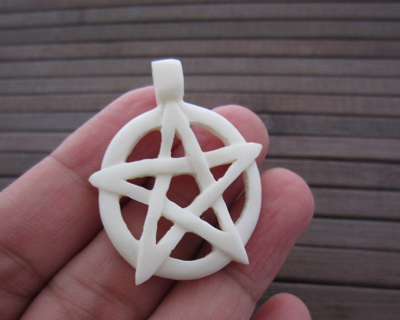 Aaa Excellent Hand Carved Pentagram Bone Pendant Side