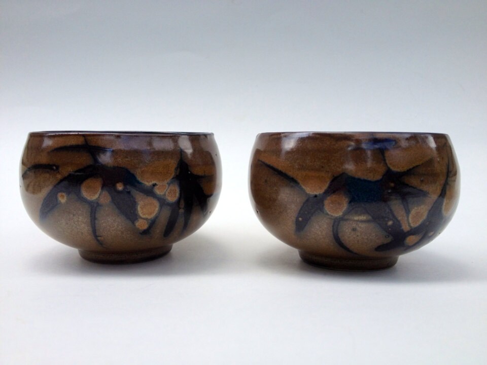 Pair of Beautiful Vintage Sake Cups Bowls OMC Japan – Haute Juice