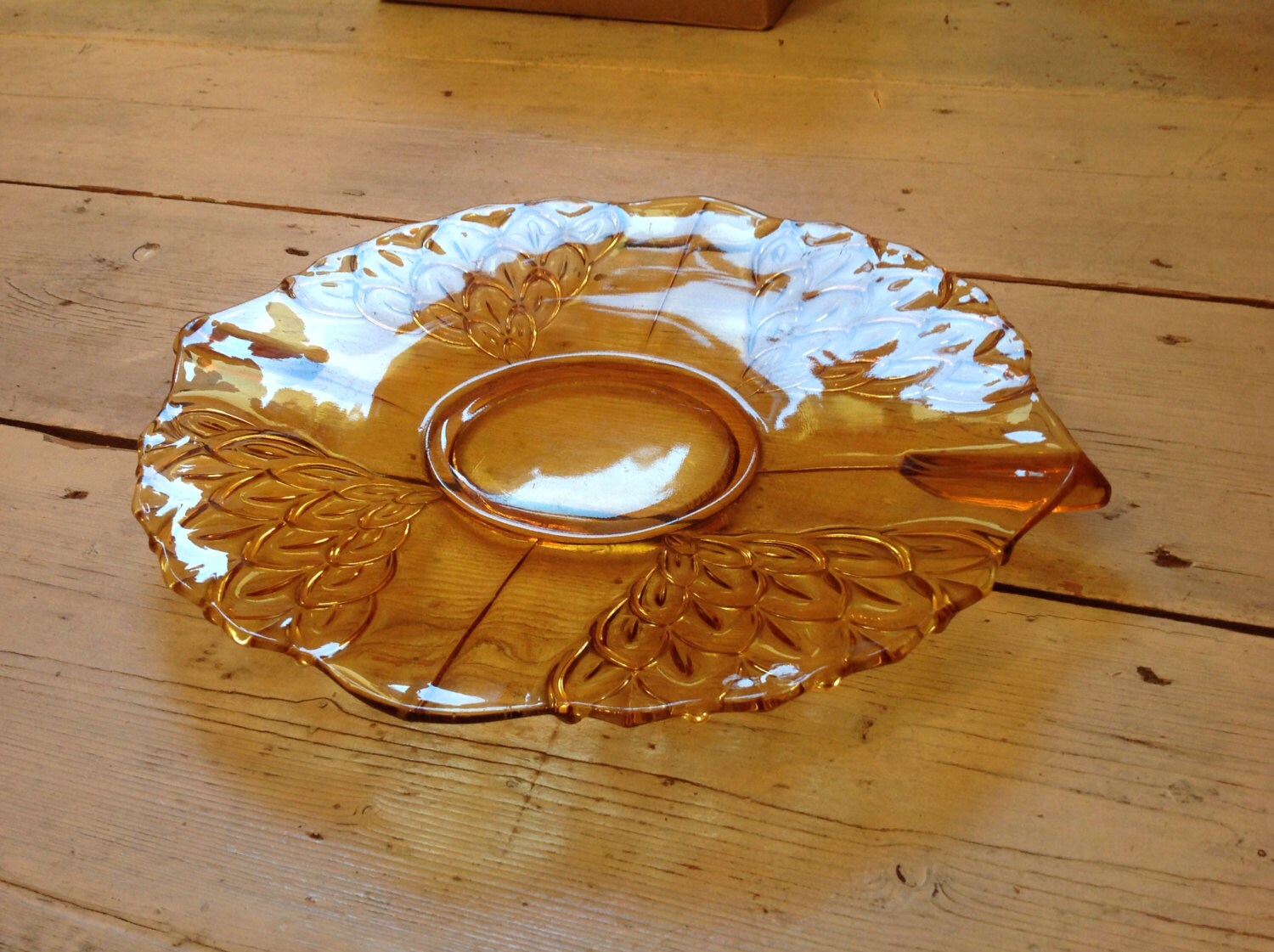 Vintage French glass serving/decorative plate – Haute Juice