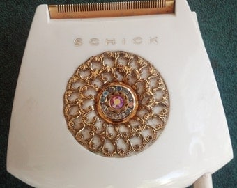 Popular items for vintage schick razor on Etsy