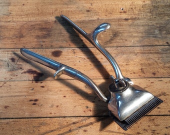 Popular items for vintage barber tool on Etsy