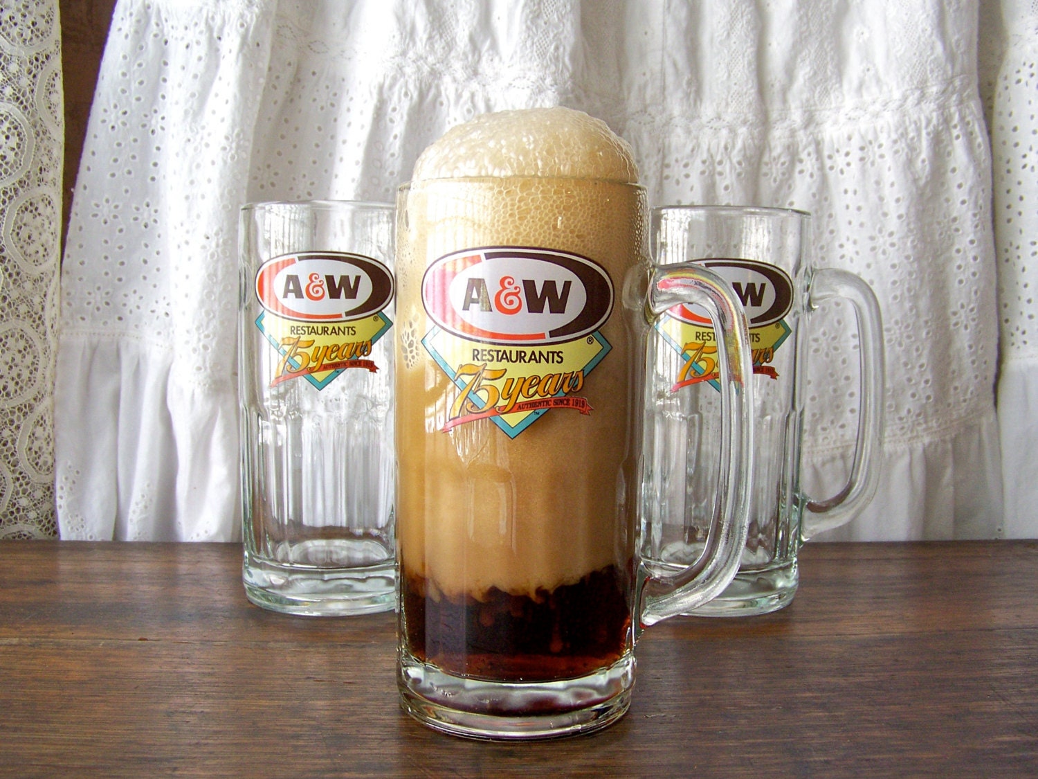 Vintage A & W Root Beer Mug Set of Four Root Beer Float Fountain Drink ...