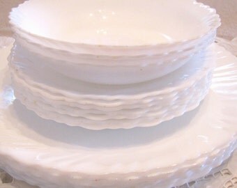 Popular items for french dinnerware on Etsy