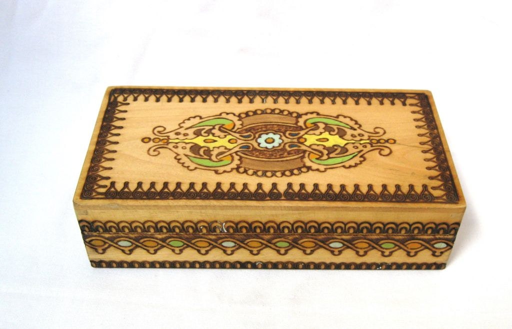 Vintage trinket pokerwork / pyrography box – Haute Juice