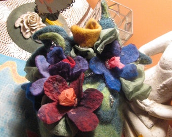 Popular items for flower vessel on Etsy