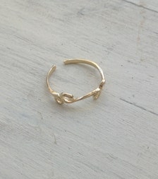 Popular items for gold toe rings on Etsy