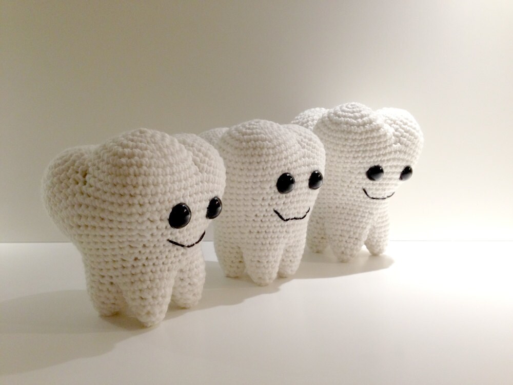 Molar the amigurumi tooth pattern