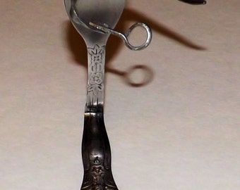 Fork sculpture photographer with zoom by 5errplusPhotography
