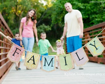 Popular items for family photo props on Etsy