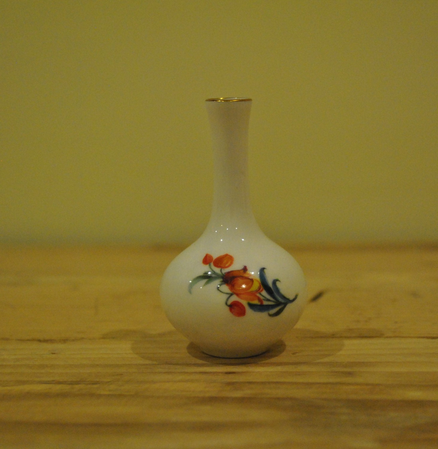 Vintage Caverswall miniature vase – floral pattern – Doll furniture ...