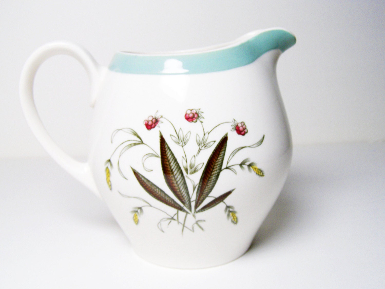 Cottage Chic Pitcher by Alfred Meakin England – Hedgerow Vintage Decor ...