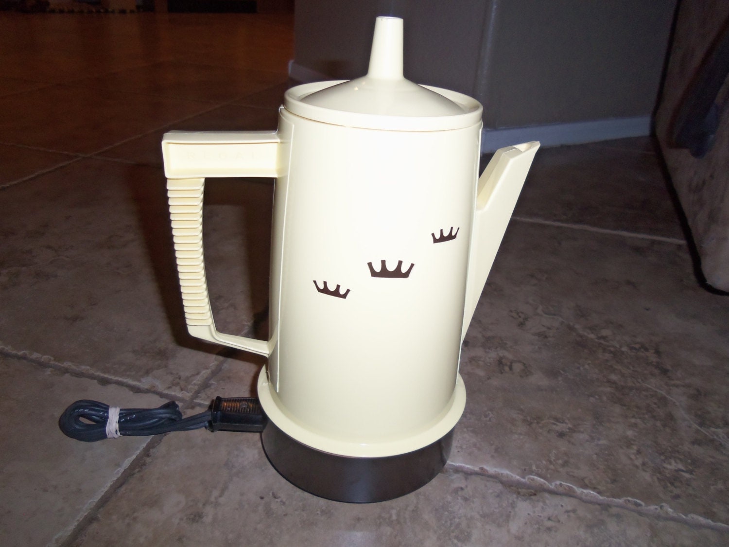 VINTAGE REGAL Poly Perk Coffee Percolator Crown Design coffee cream ...