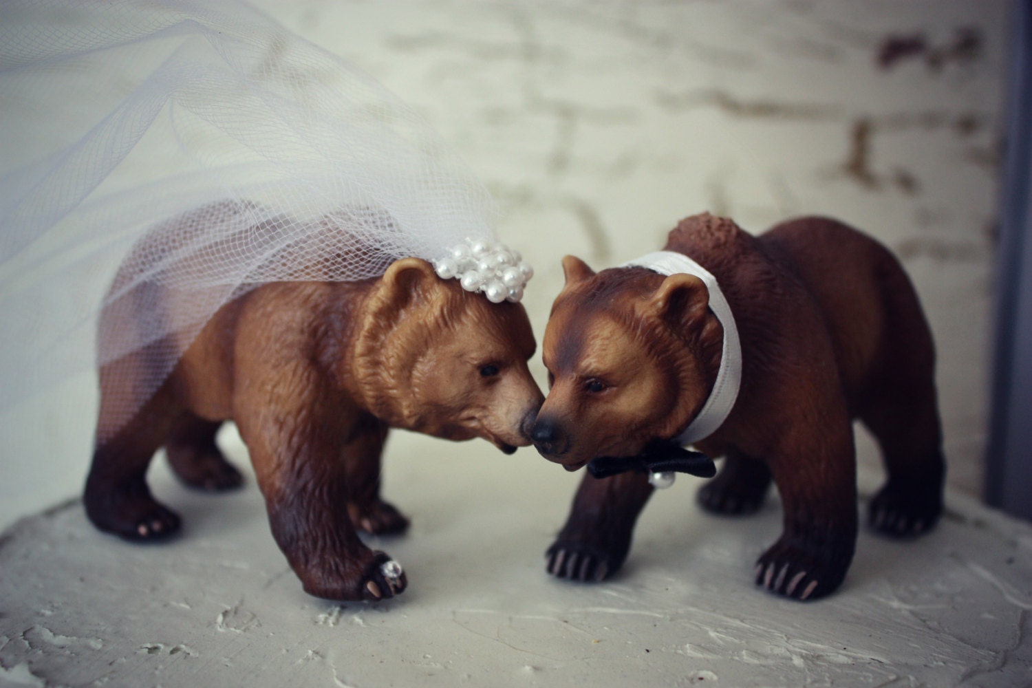 Grizzly bear wedding cake topper-Bear-brown by MorganTheCreator