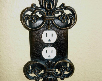 Items similar to BASEBALL PRINT Metal Outlet Cover on Etsy