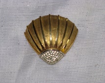 Popular items for seashell brooch on Etsy