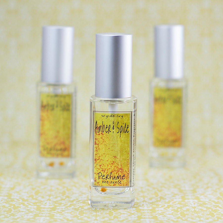 Amber & Spice Perfume Notes of Amber Vanilla Sandalwood