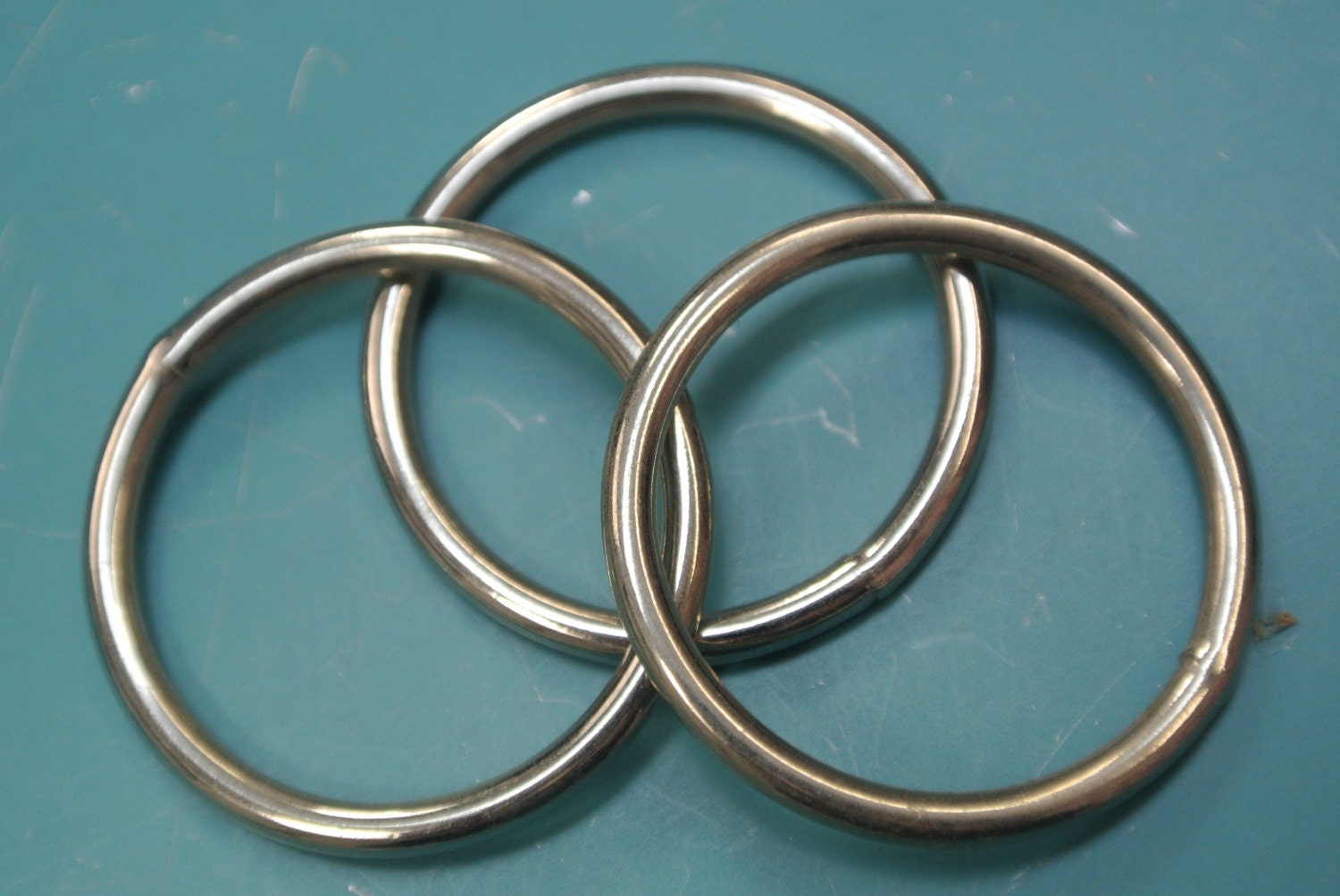 Lot of 10 larger 1.4 “/ inch vintage 1960s unused strong round ...