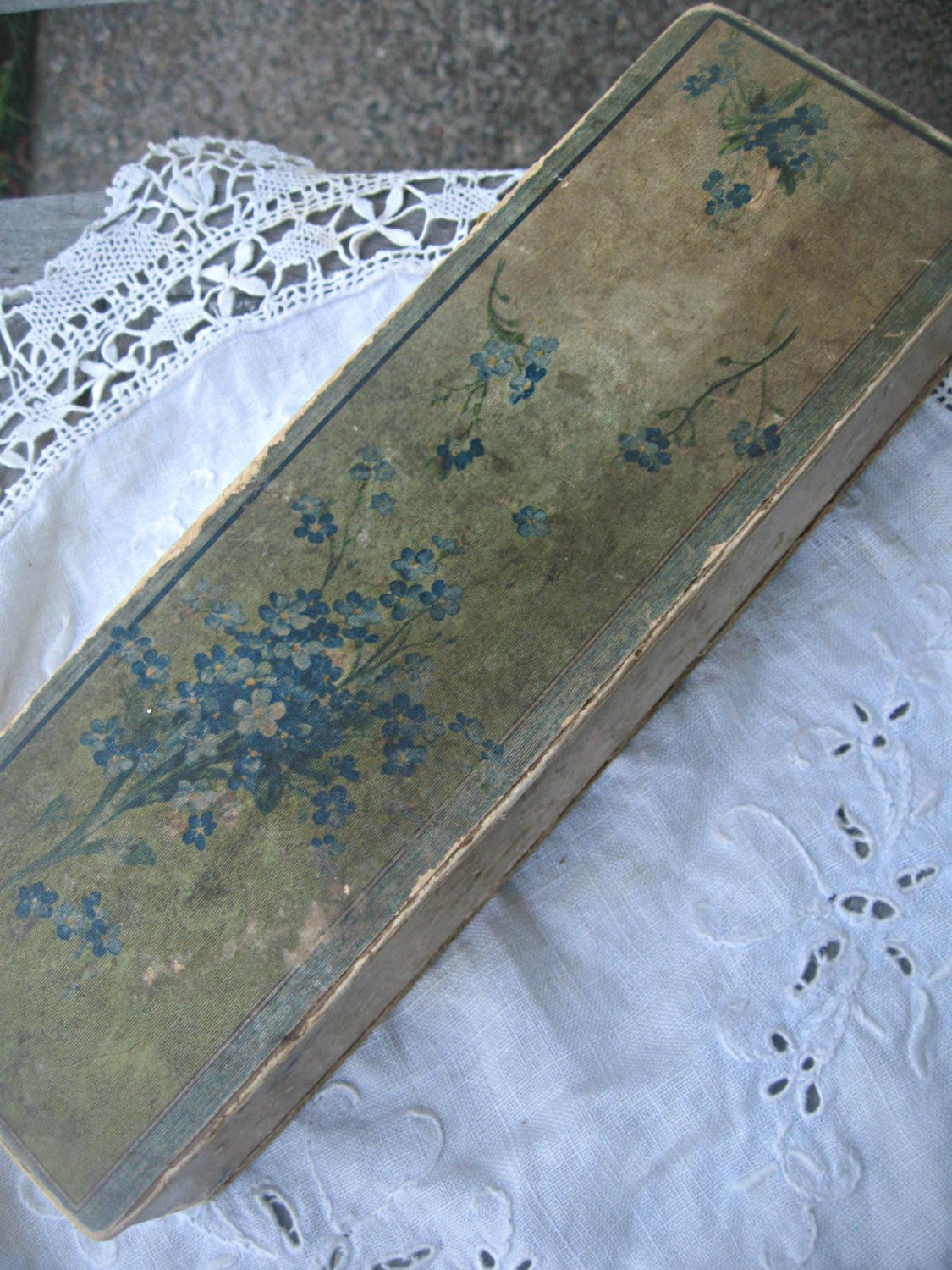 Antique candy box/glove box, forget-me-not bouquets, rare collectible ...