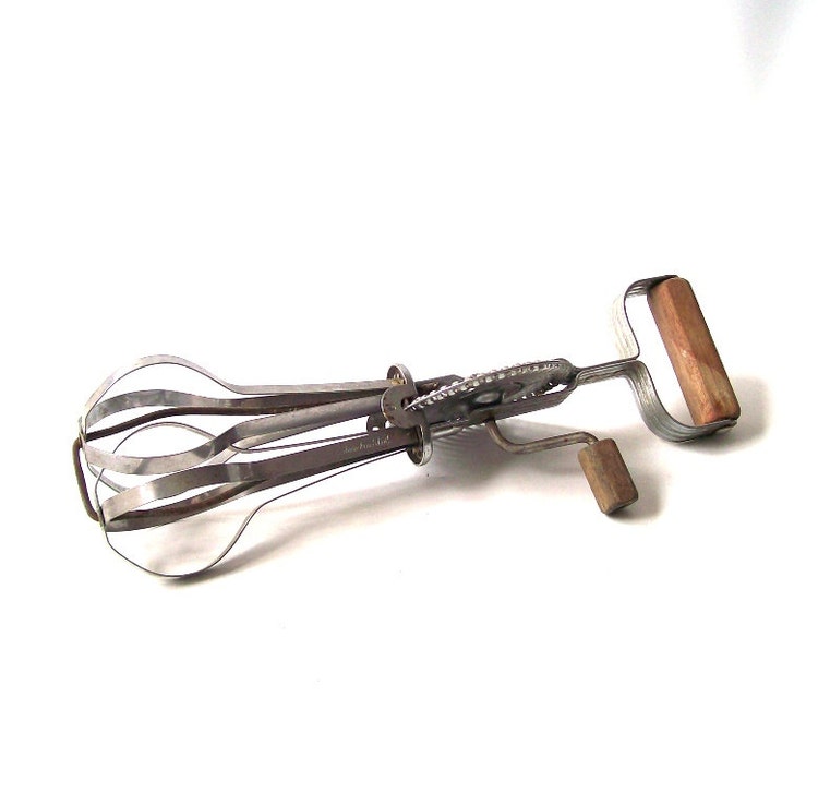 vintage egg beater hand mixer manual natural by RecycleBuyVintage