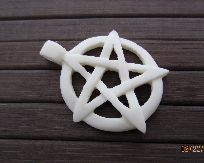 Aaa Excellent Hand Carved Pentagram Bone Pendant Side