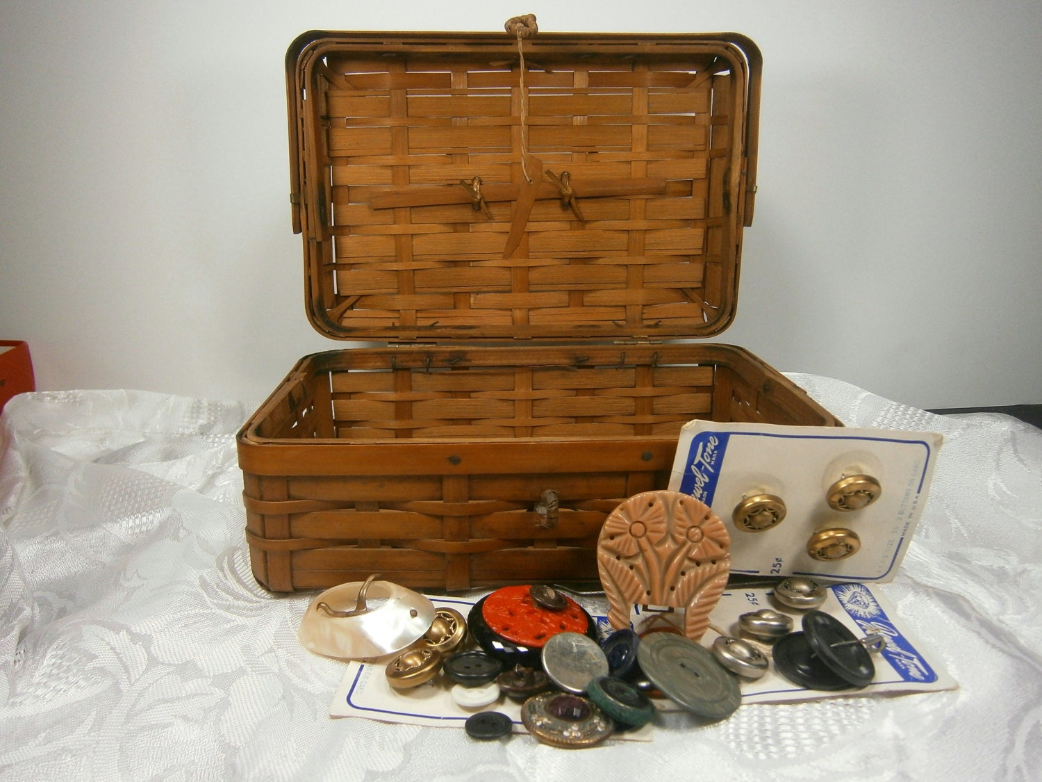 Vintage Woven Box With Hinged Lid Made In Occupied Japan / Jewelry Box ...