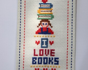 Popular items for i love books on Etsy