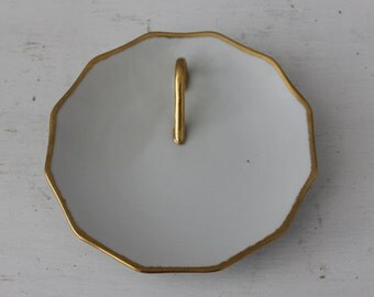 Popular items for plate with handle on Etsy